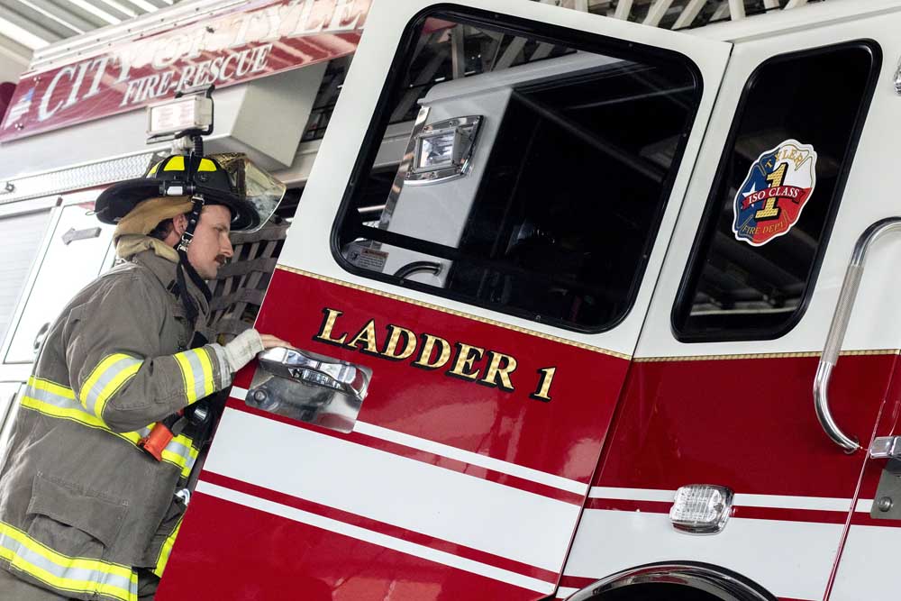 Tyler City Council approves bomb robot grant, inclusive ballfield ...