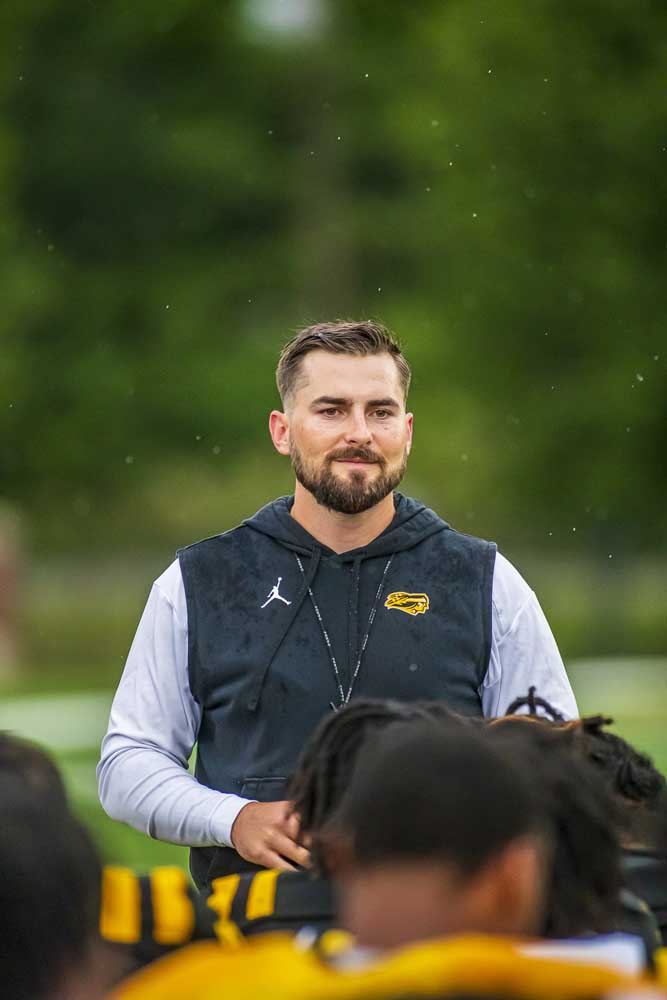 Defense dominates in Apaches spring football game | Tyler Morning Telegraph