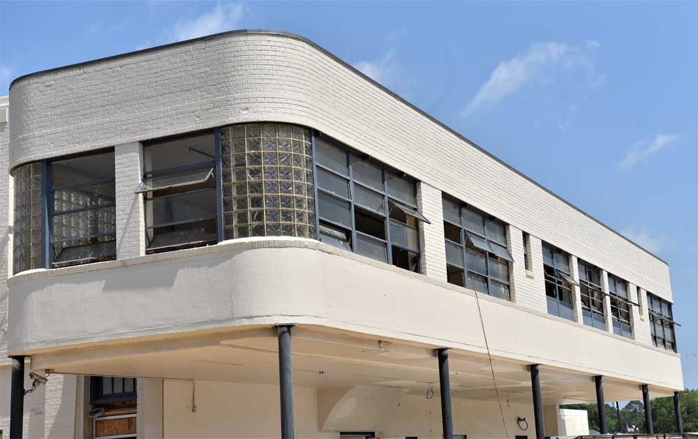 The Greyhound Inn, formerly the historic Tyler Union Station bus ...