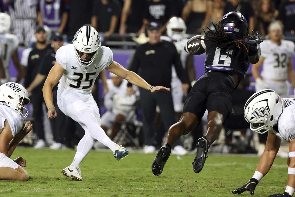 Jefferson’s 3rd TD pass pushes UCF past TCU 35-34 after Frogs blocked 3 ...