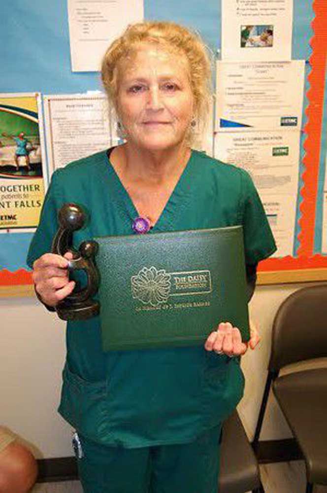 ETMC nurse recognized for compassion, receives DAISY Award | Tyler ...