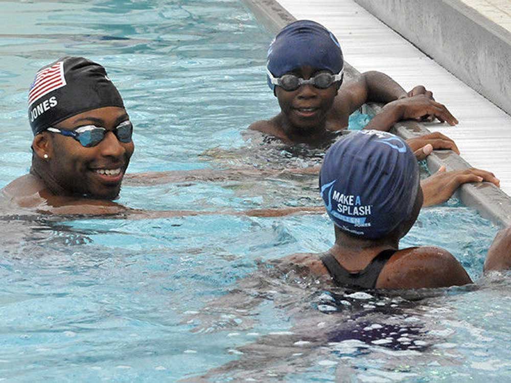 Rio Olympics swimmer Cullen Jones took swimming lessons after he almost ...