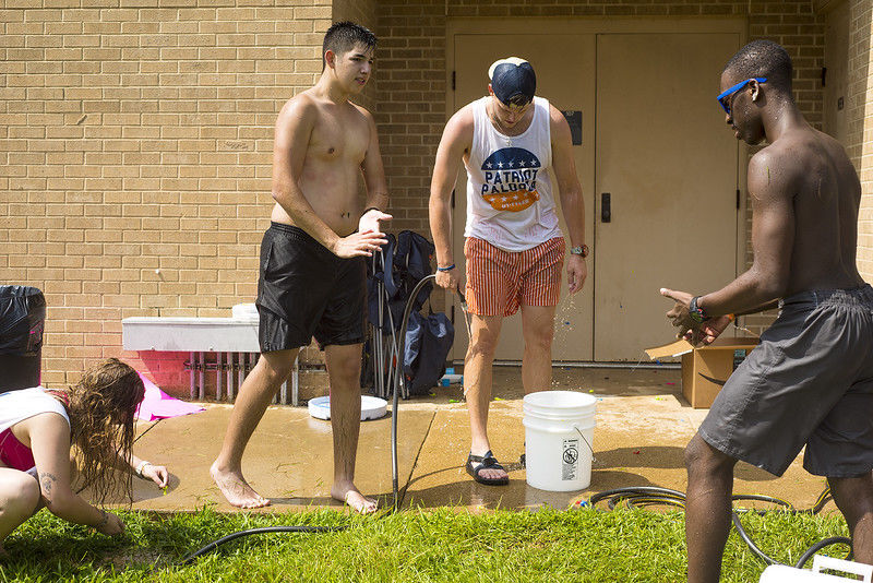 UT Tyler welcomes freshmen with inaugural Swoop Camp | Tyler Morning ...