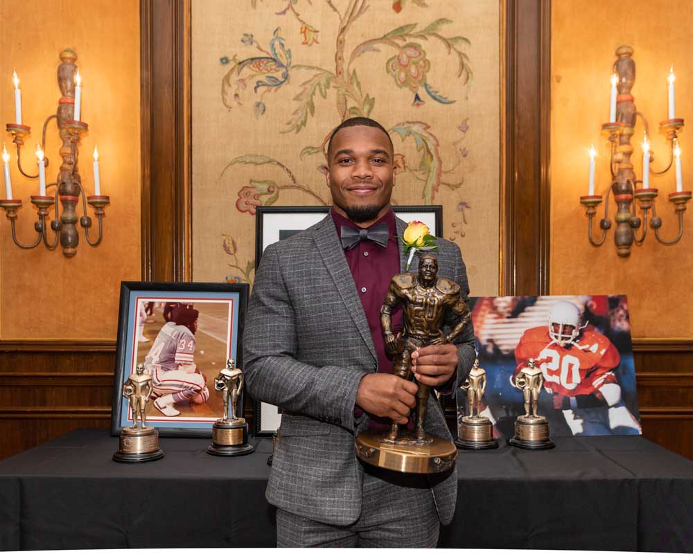 Earl Campbell Tyler Rose Award winner J.K. Dobbins drafted by Baltimore ...