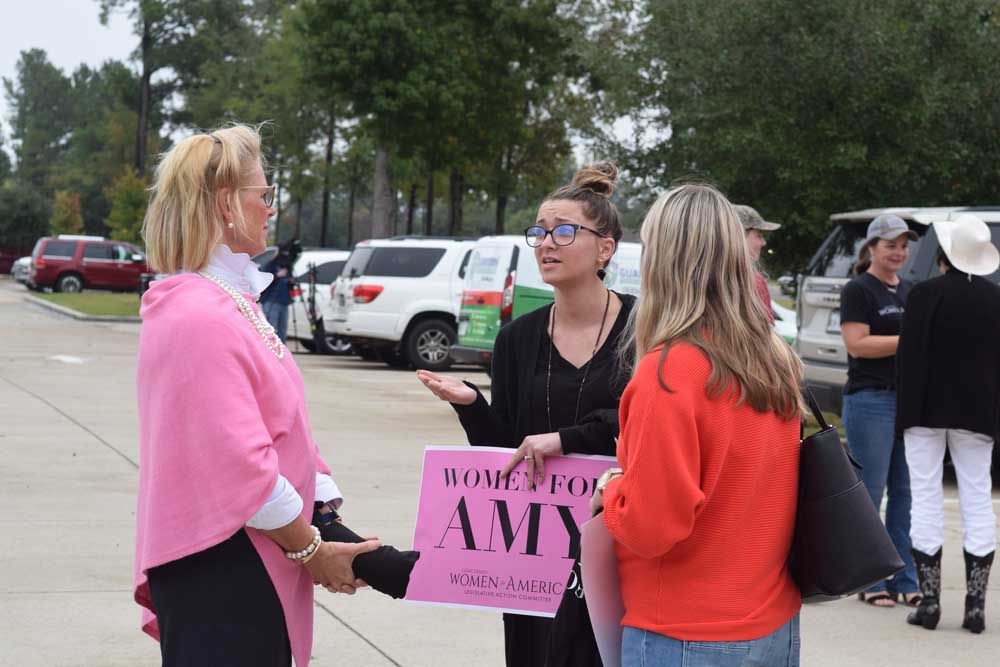 “Women for Amy” bus makes pitstop in Tyler on journey to energize ...