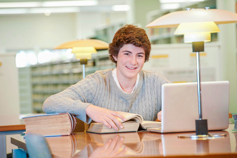 Be on the lookout for scams that target college students | Tyler ...