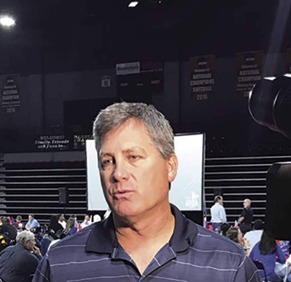 Former MLB pitcher Brian Holman gives inspirational speech at FCA ...