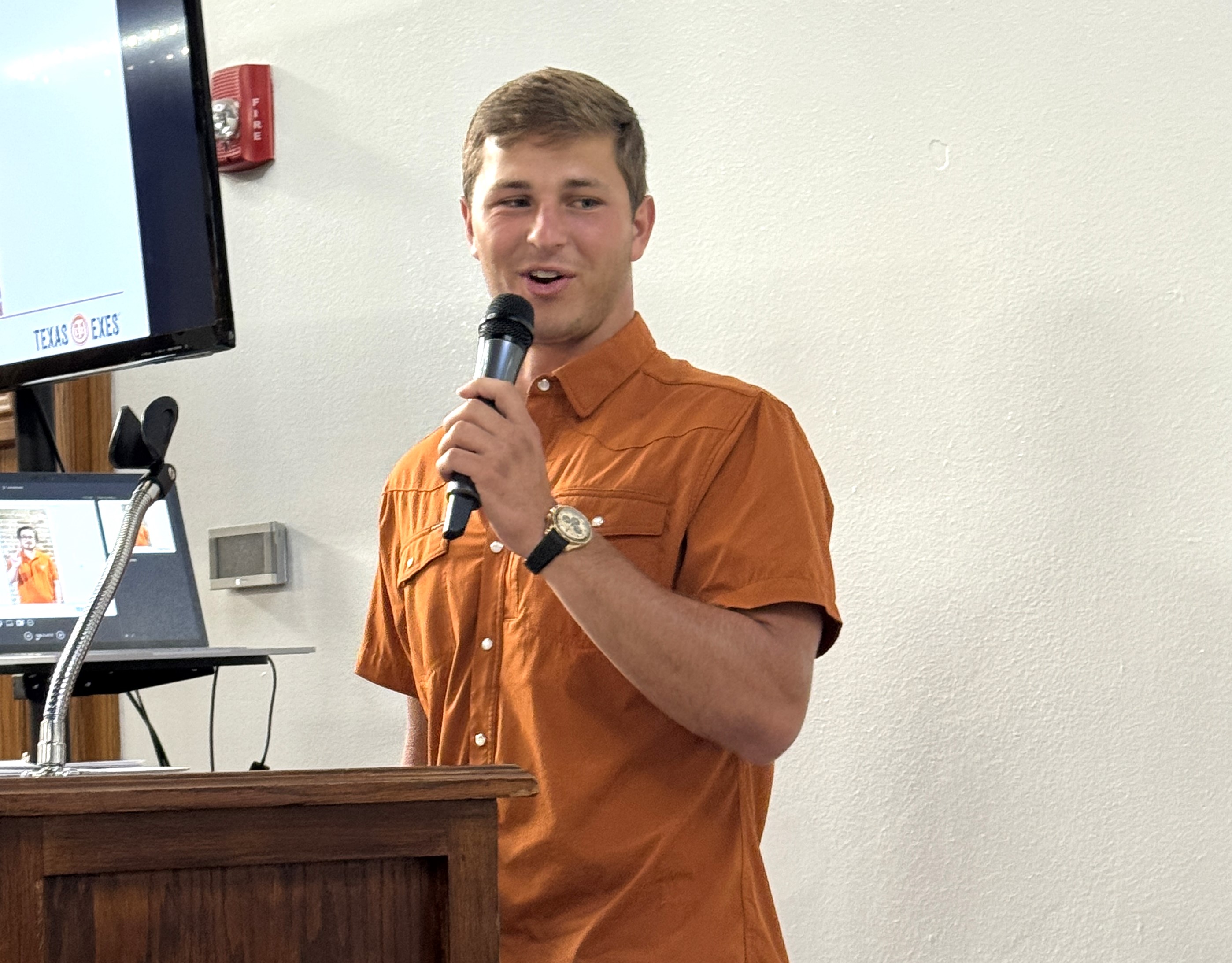 Texas safety Michael Taaffe speaks at Texas Exes event | Tyler Morning ...
