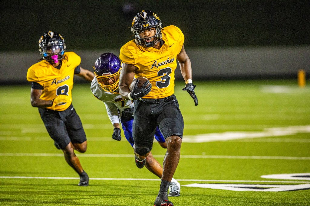 No. 9 Apaches have smashing opening win over Dodge City | Tyler Morning ...