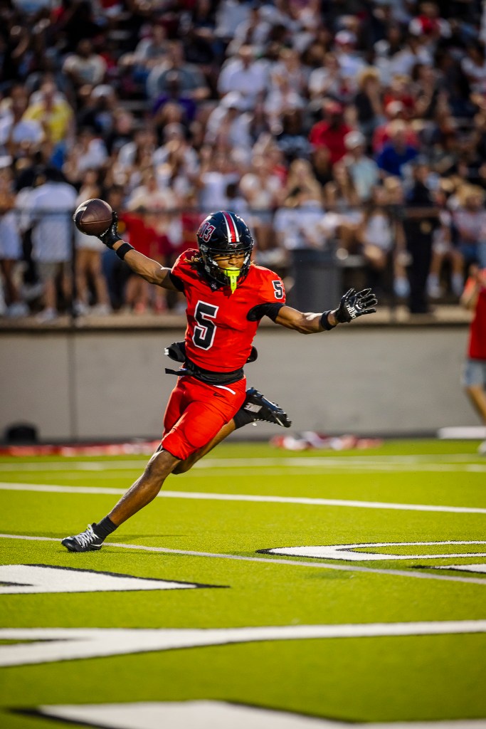 How you feelin’ Red?: Tyler Legacy wins Rose City Rivalry over Tyler ...