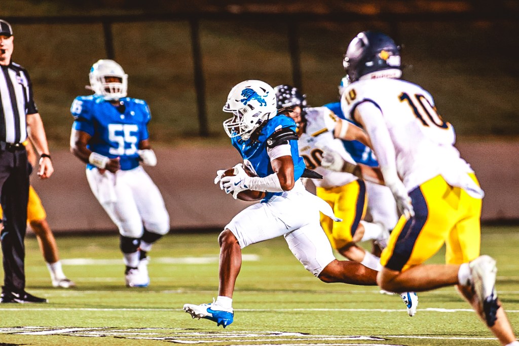 Wild & Crazy: Highland Park edges Lions, 70-66, in district opener ...