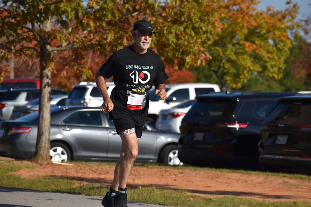 Angelica Gonzalez runs 100 miles in 24 hours, along with finishers of ...