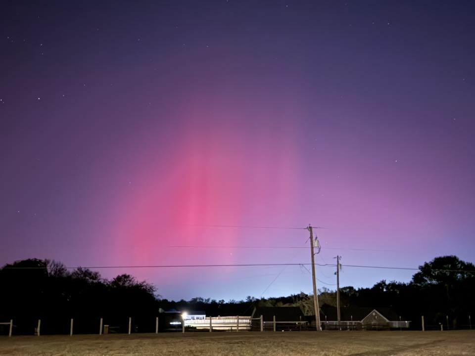 Northern lights create colorful display in East Texas sky | Tyler ...