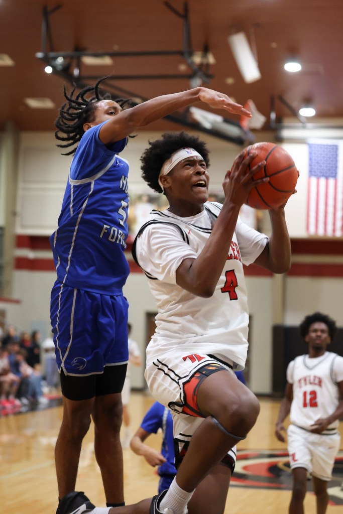 Tyler Legacy dominates North Forney, 68-29 | Tyler Morning Telegraph